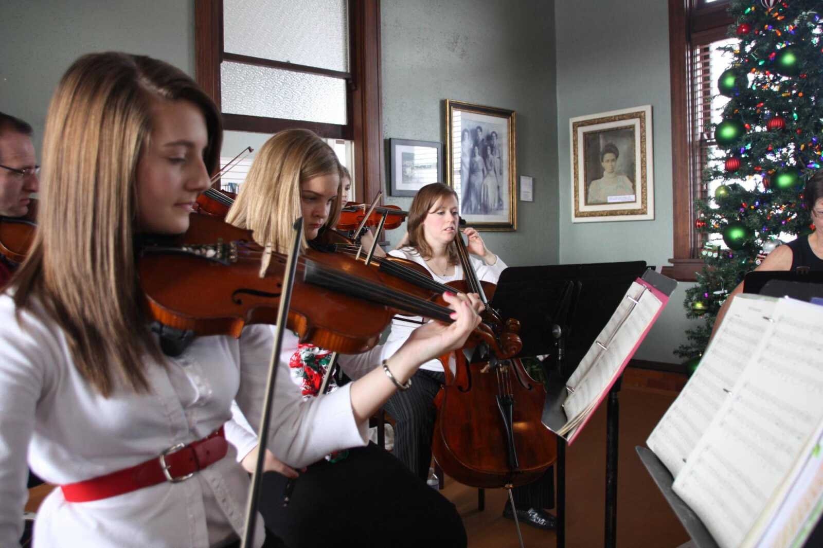 Free concert Saturday afternoon