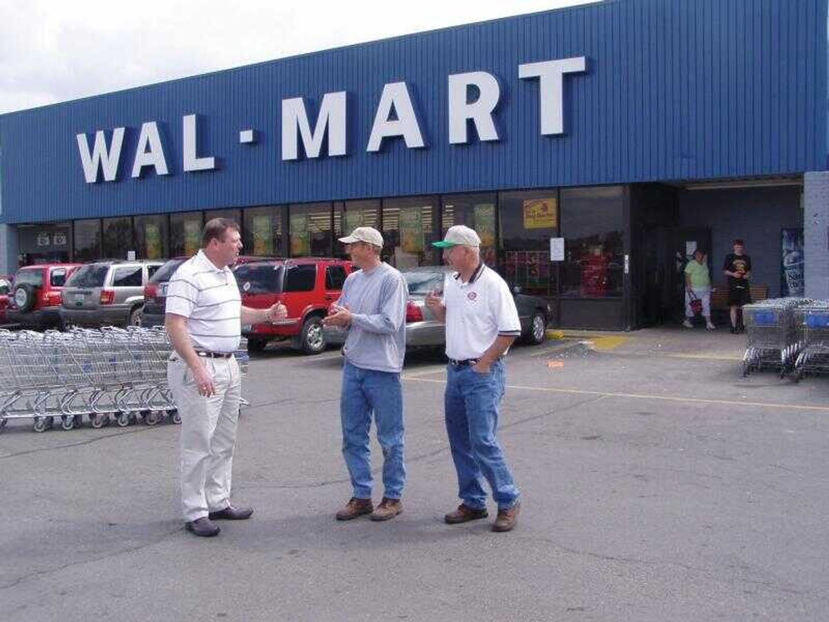 Sold! Wal-mart building has new owners