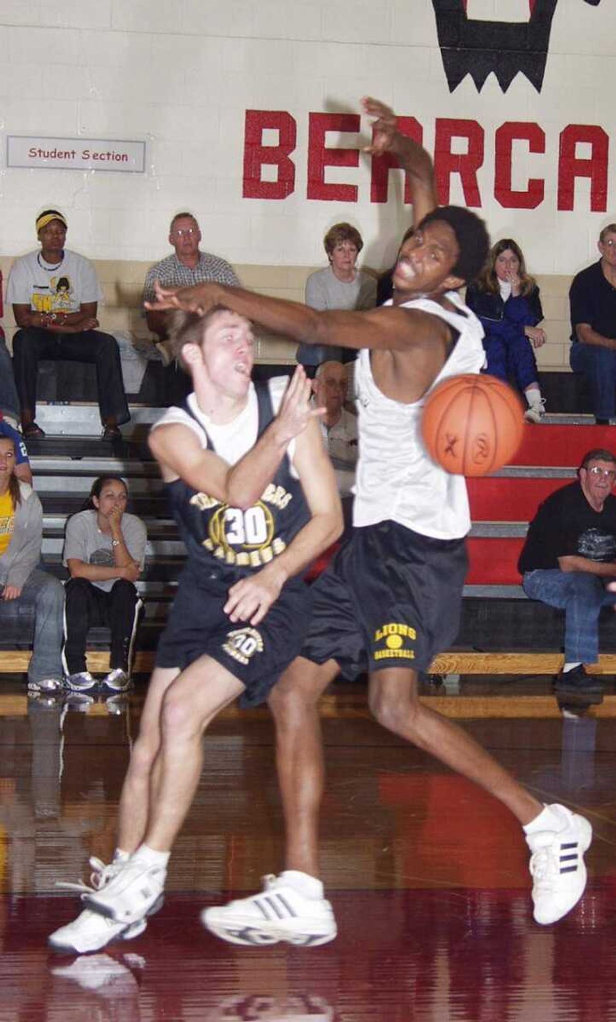 Raiders work on game in Rib City Classic