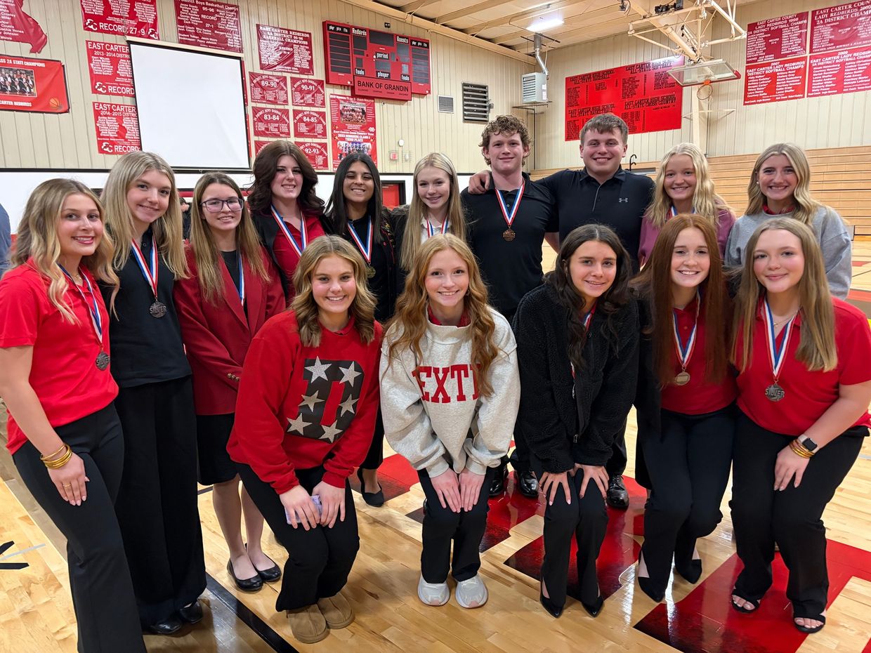 Dexter FCCLA students earn medals and scholarships at Region 8 competi...