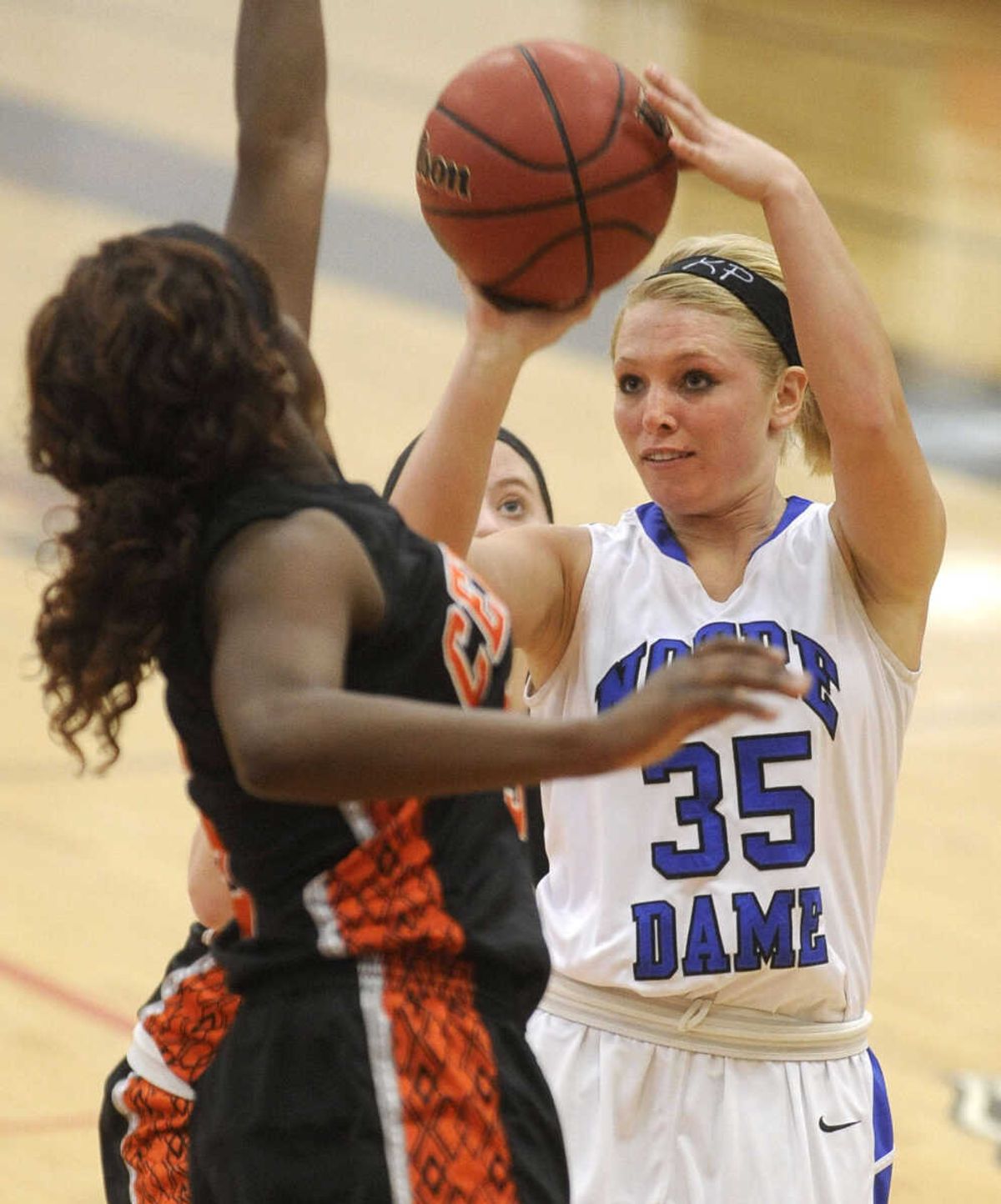 Class 4 District 1 semifinal: Notre Dame vs. Central