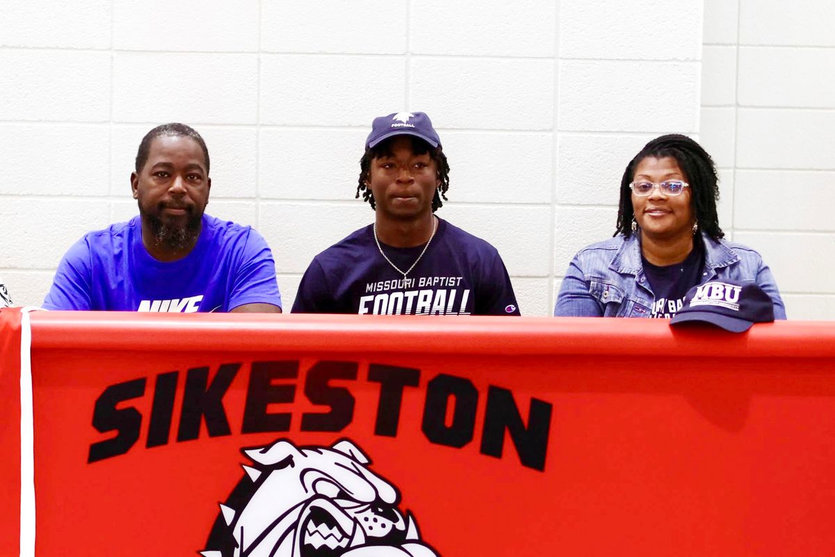 Miracle to Missouri Baptist: Sanders II signs after beating long odds