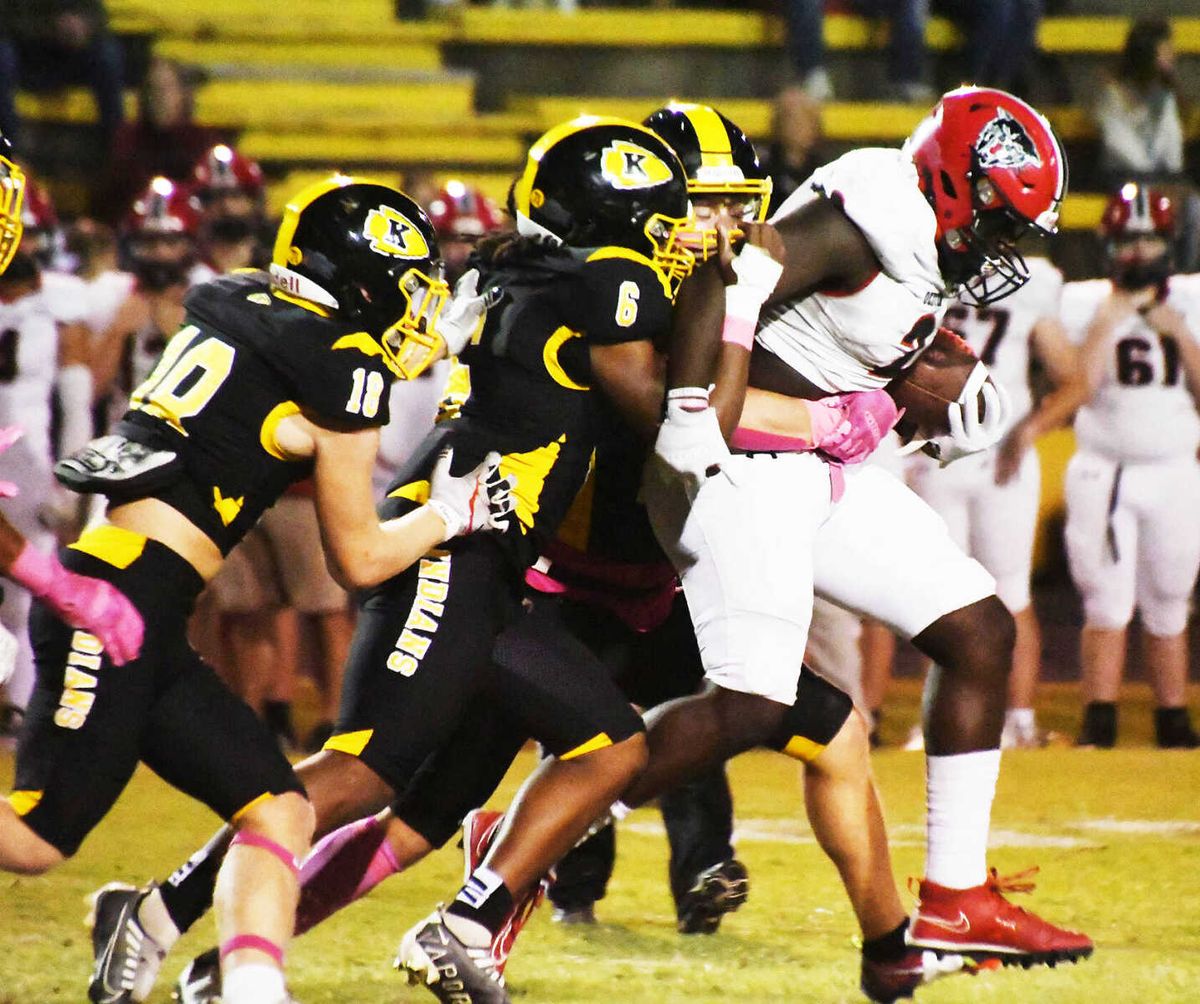High school football: Dexter’s outside run game helps end Ke...