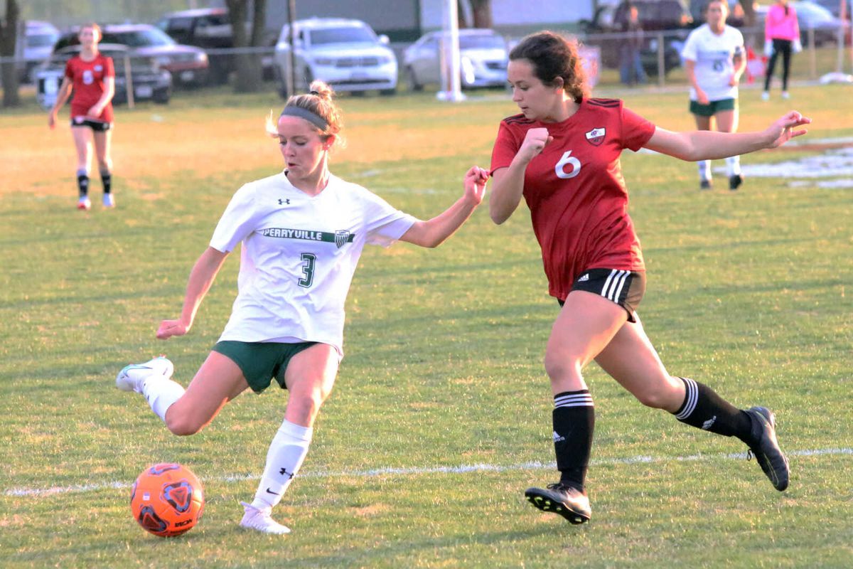 Sikeston can’t keep pace in lop-sided loss to Perryville