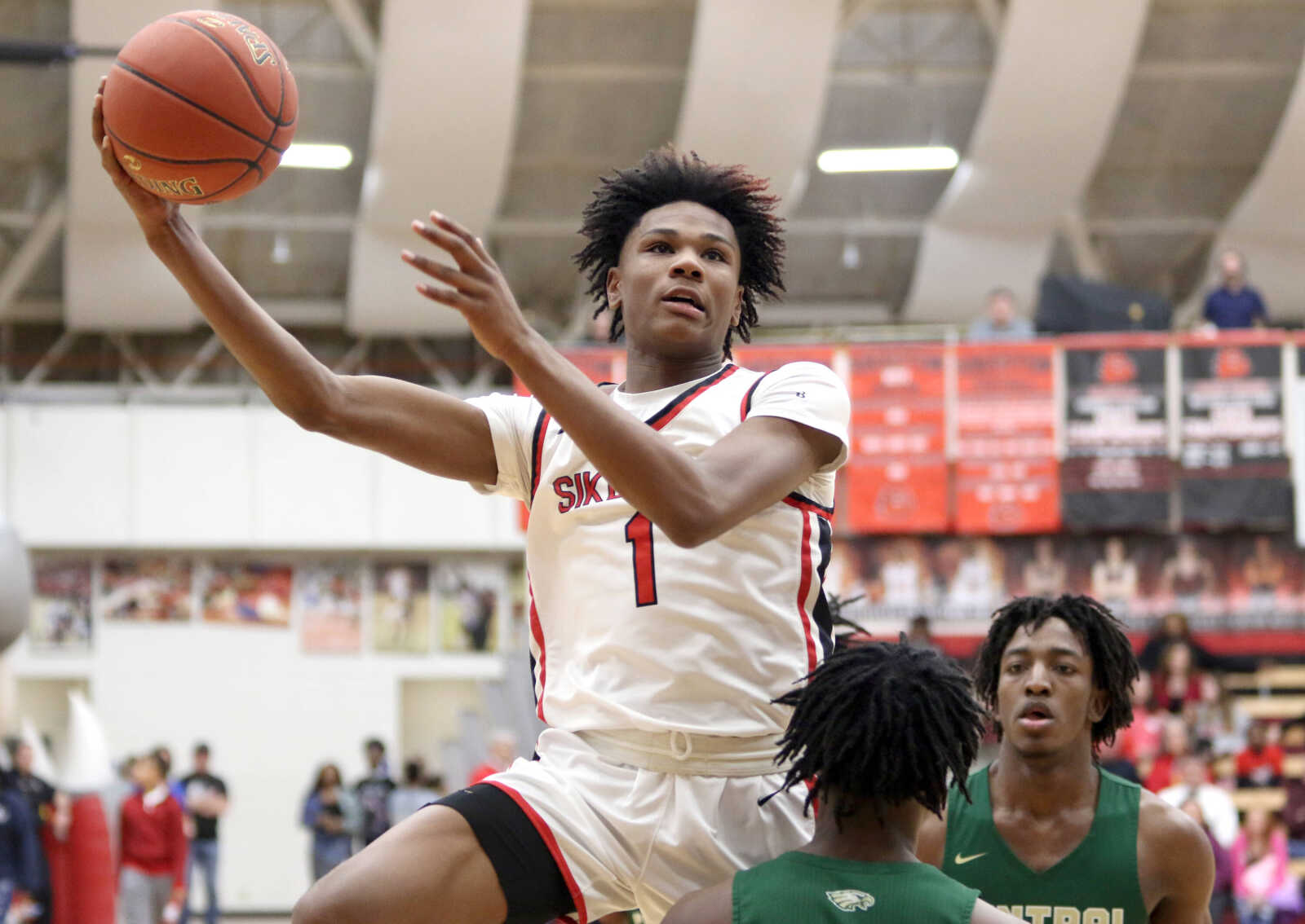 'So many weapons': Cape Central defeats Sikeston in championship of De...