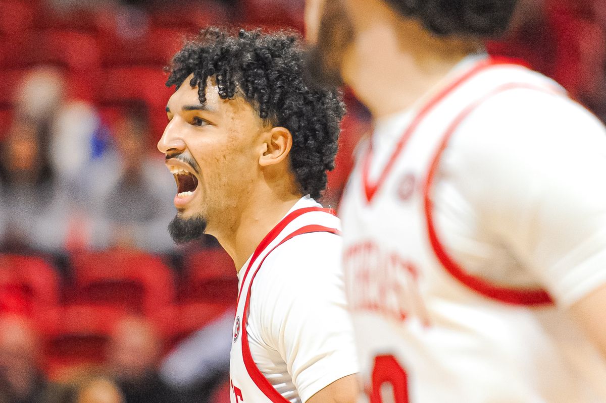 Terry's clutch free throws ice shootout Southeast men's win at WIU