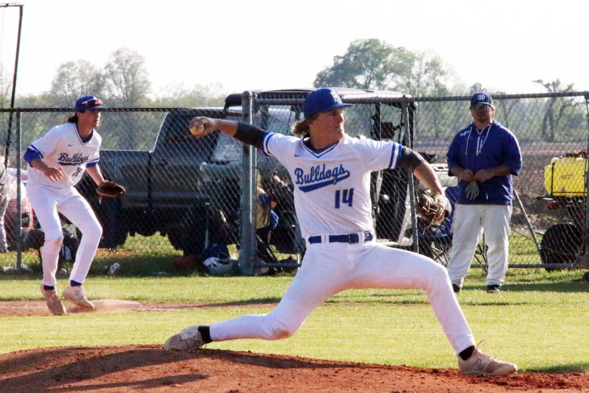 Benthal and Hunter-Warren shine as Portageville holds on 3-1 over Notr...