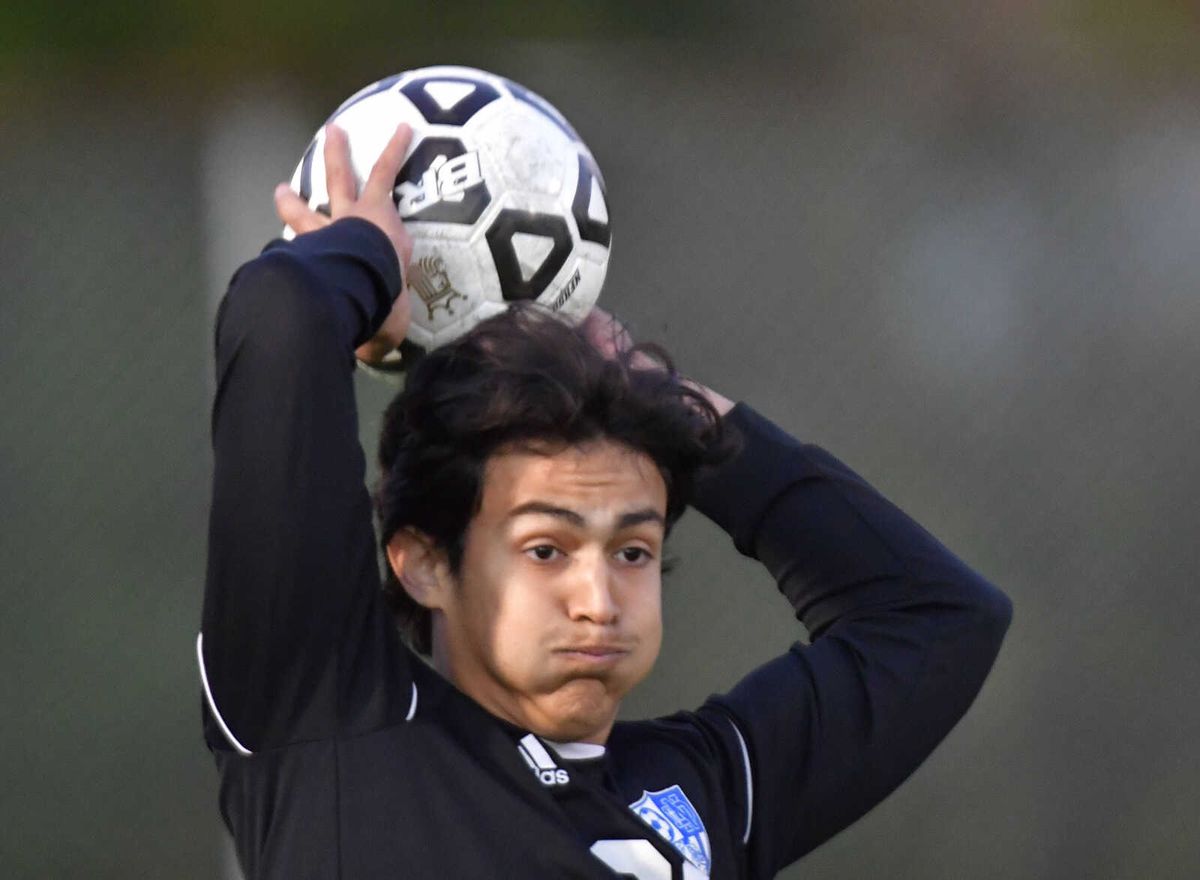 C3D1 soccer championship: Notre Dame at Mehlville