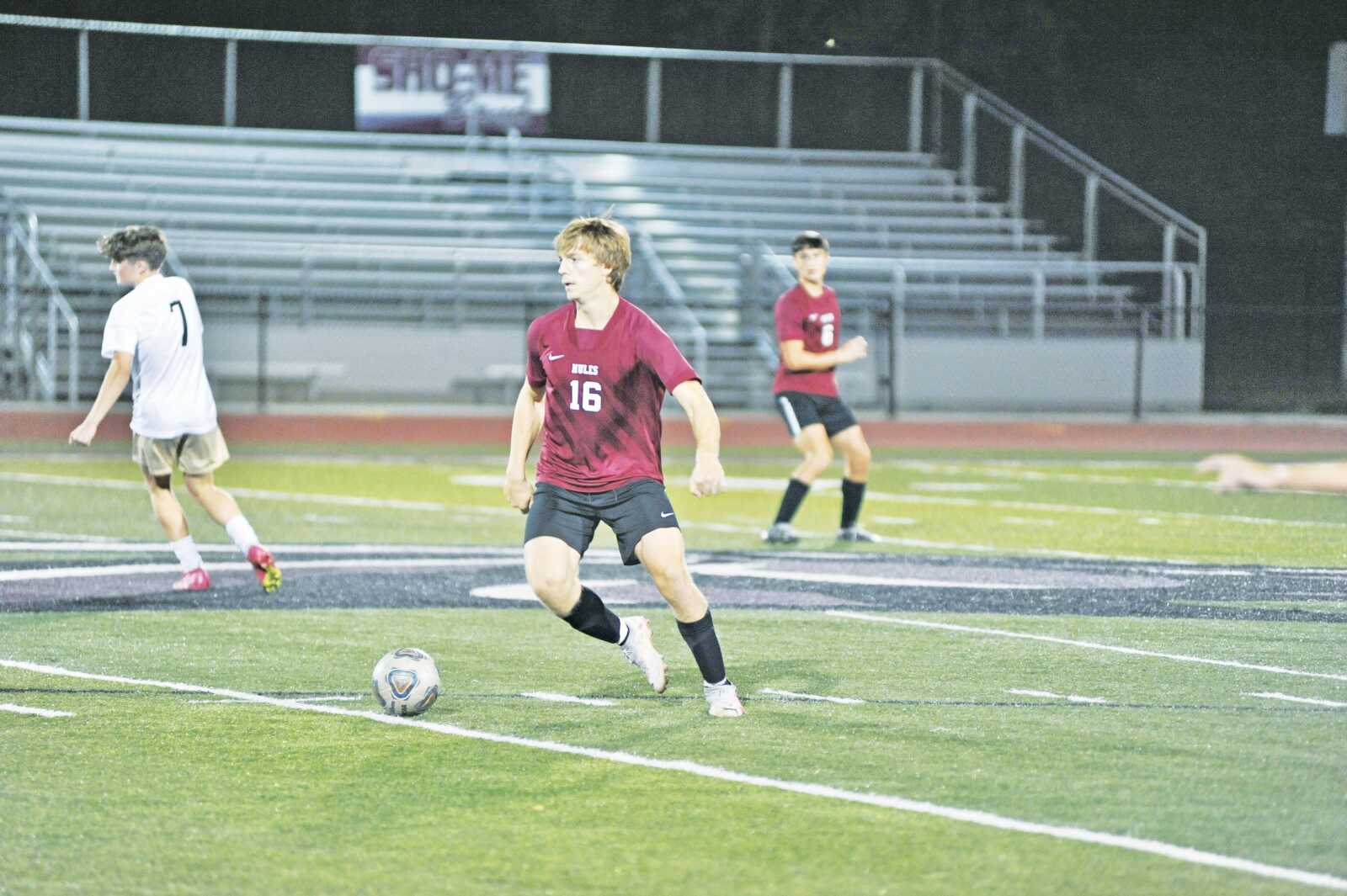 Mules soccer downs Sikeston, onto district semis