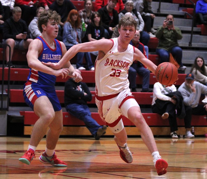 Jackson boys use dominant defense to rout Hillsboro