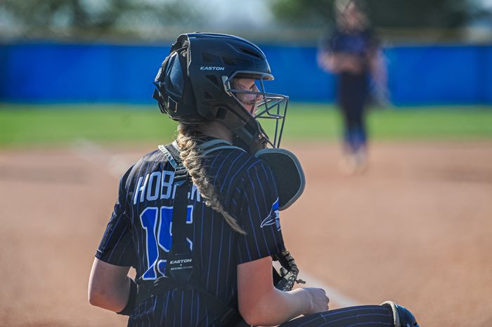 Deckerd's double dose blasts Oak Ridge softball past Twin Rivers