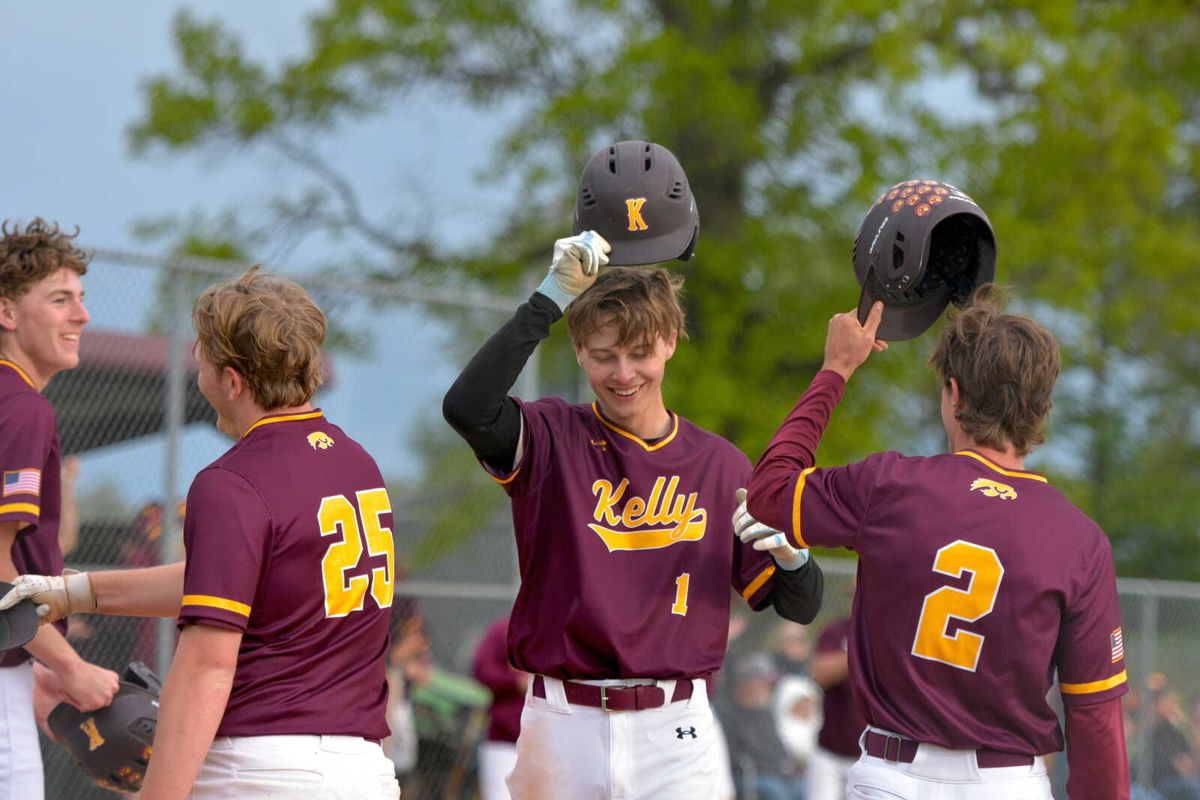 Nicholas Christian’s 6 RBI leads Hawks past Bulldogs