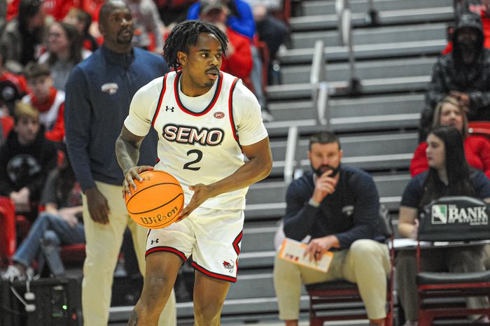 Photo gallery: SEMO vs. Southern Indiana men's basketball, F...
