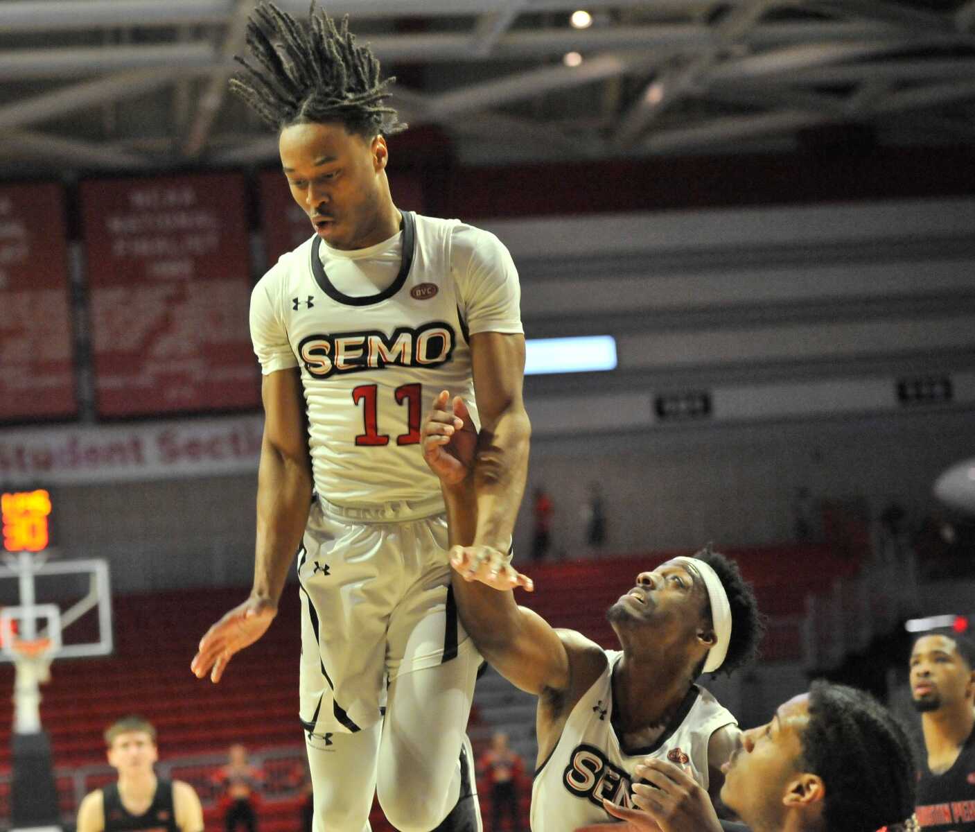 Column: Redhawk hoops face off-season obstacles once again