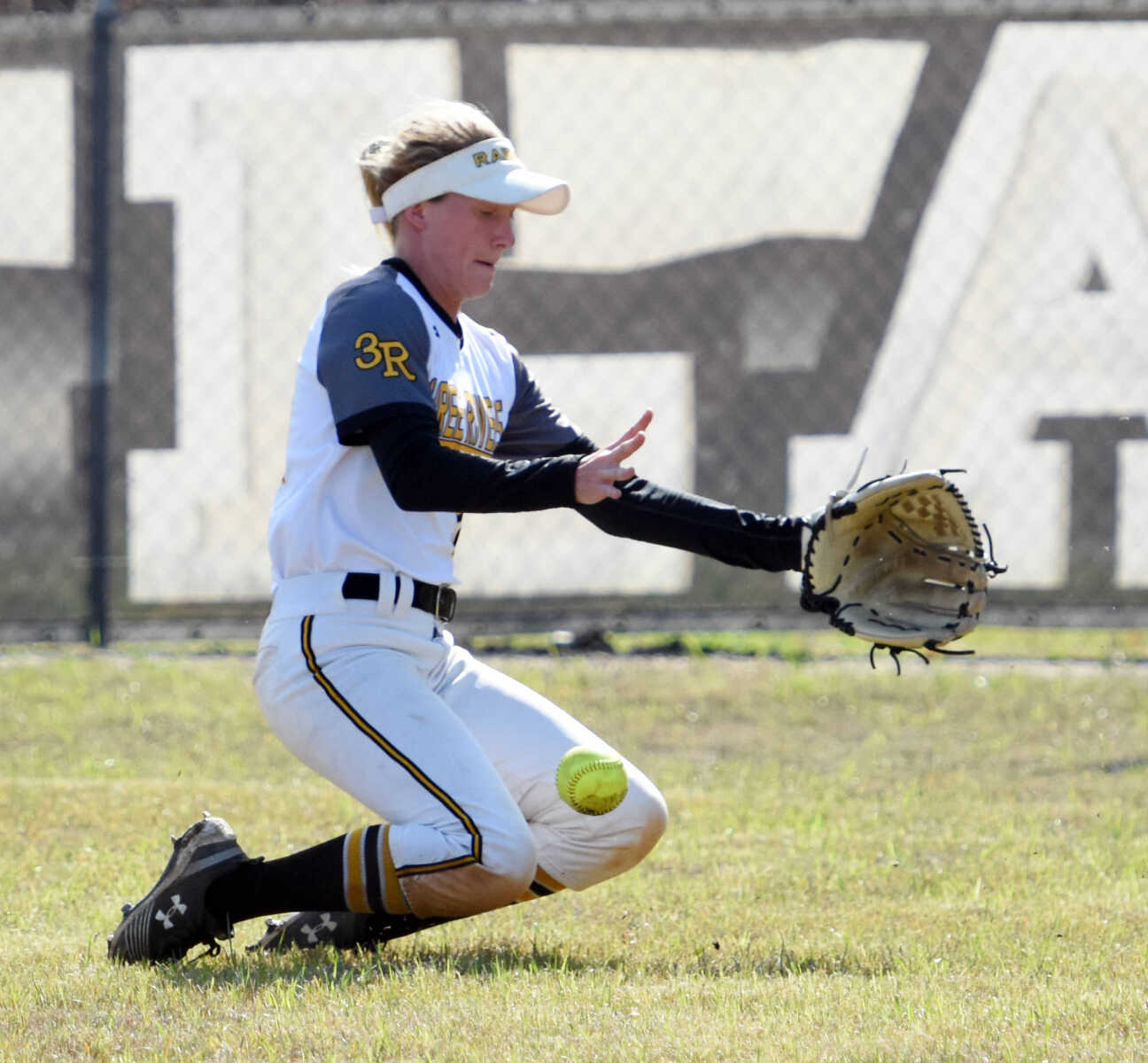 Three Rivers softball Sophomore Day