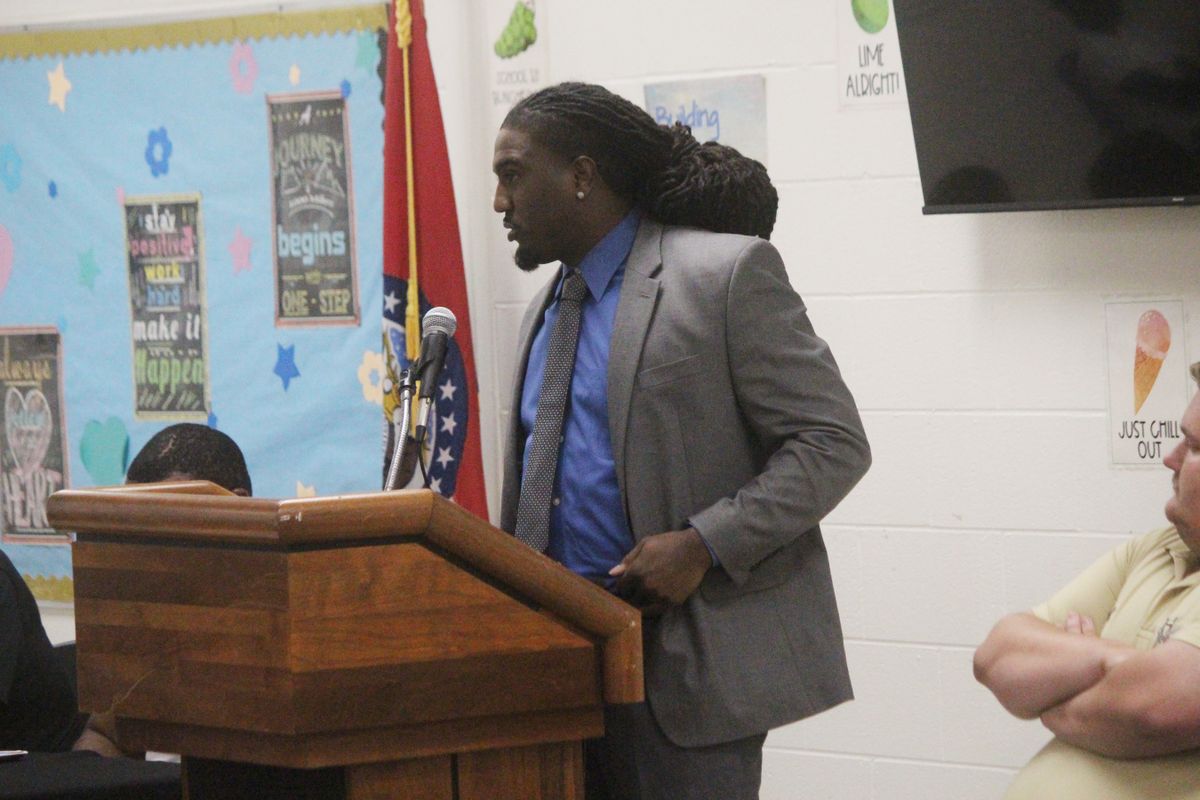 Hayti Indians honors student athletes at year-end banquet