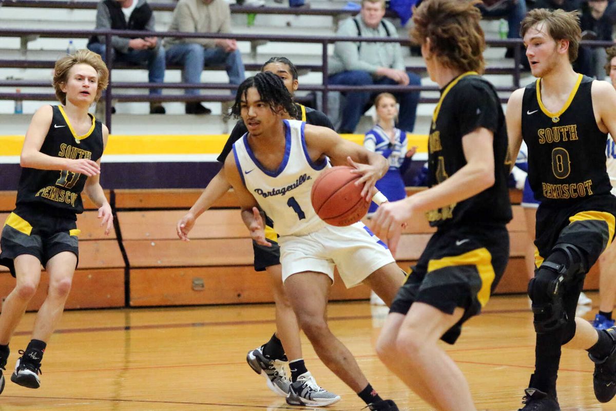 Townsend and Smith lead Portageville Bulldogs over Kelly