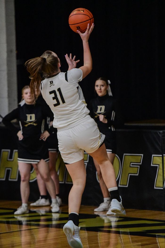 Donettes dominate at home but stumble at Sophie Cunningham C...