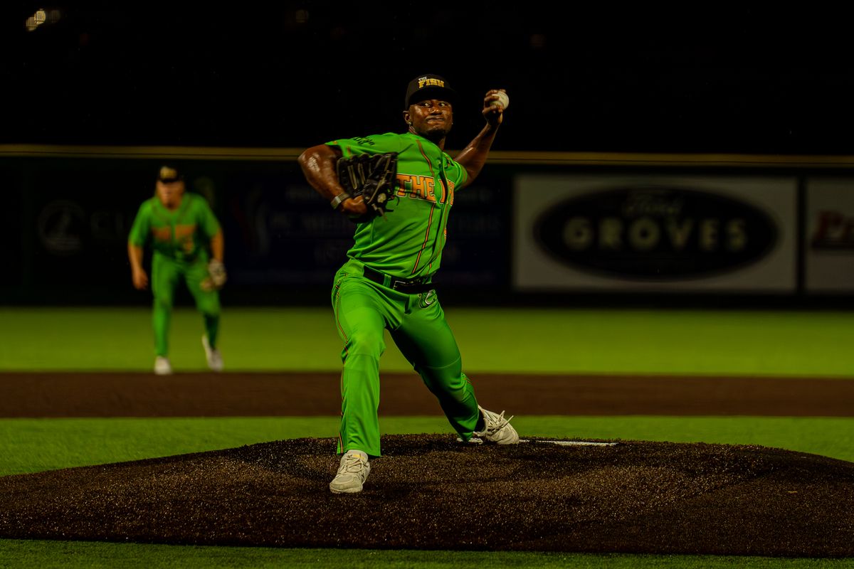 Photo Gallery: Cape Catfish claim victory over Bombers