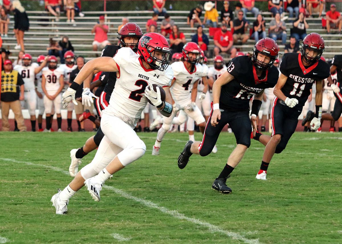 Football: Dexter at Sikeston