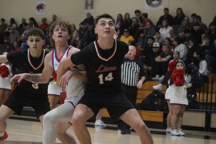 Photo gallery: Cooter powers past Senath-Hornersville for Campbell Chr...