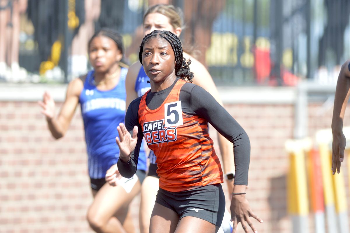 Cape Central Track & Field Invitational: Riley outlasts Bills in 100m,...
