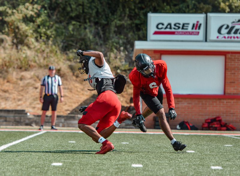 SEMO football scrimmage takeaways: Secondary has great day, O-Line kee...
