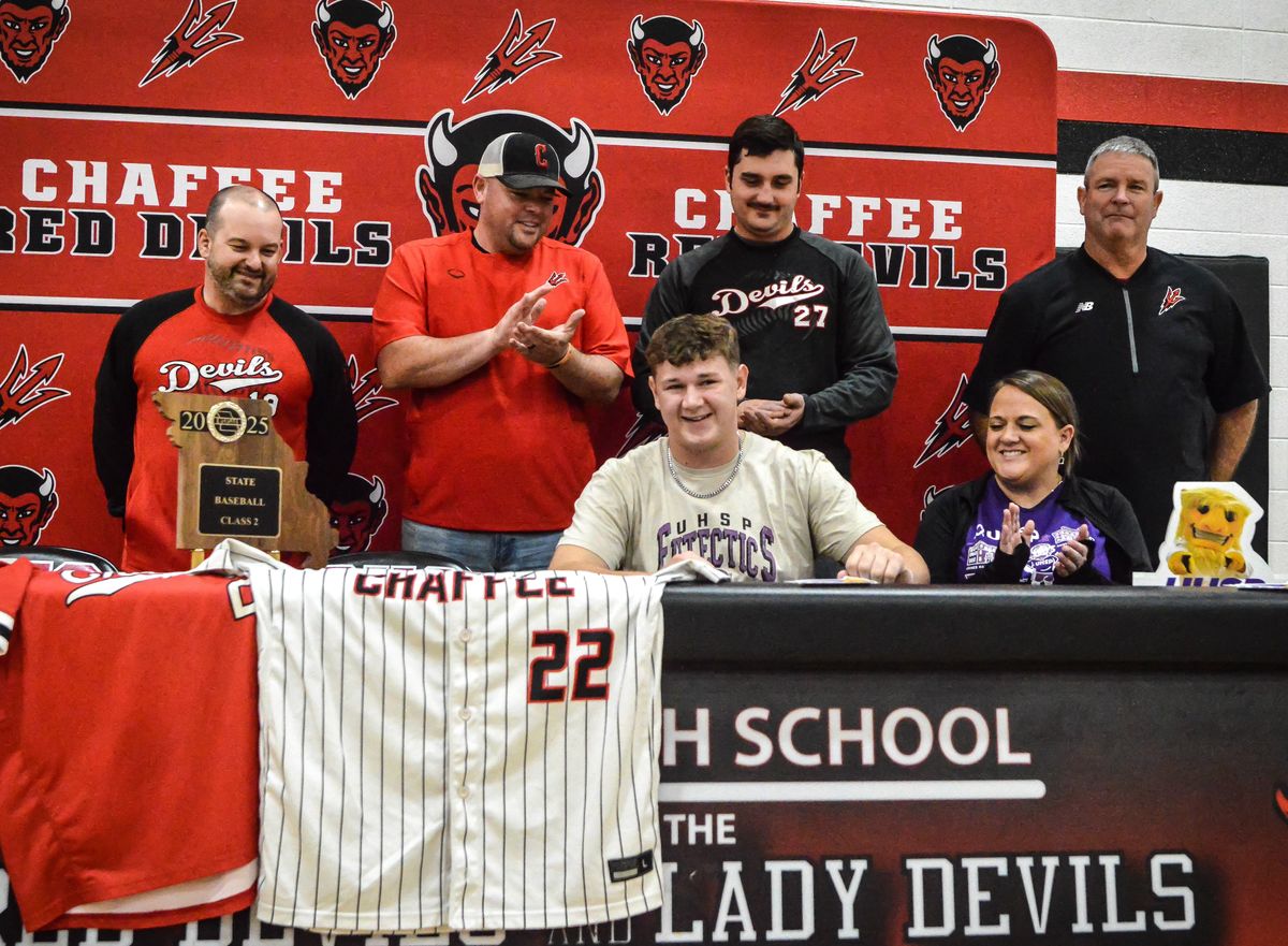 Chaffee baseball standout Kolbey Estes signs NLI with UHSP
