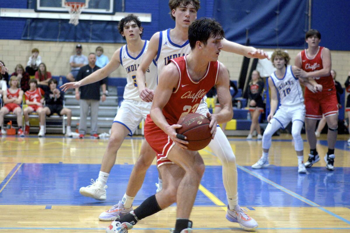 High School boys basketball roundup, Dec. 16: Chaffee narrowly gets by...