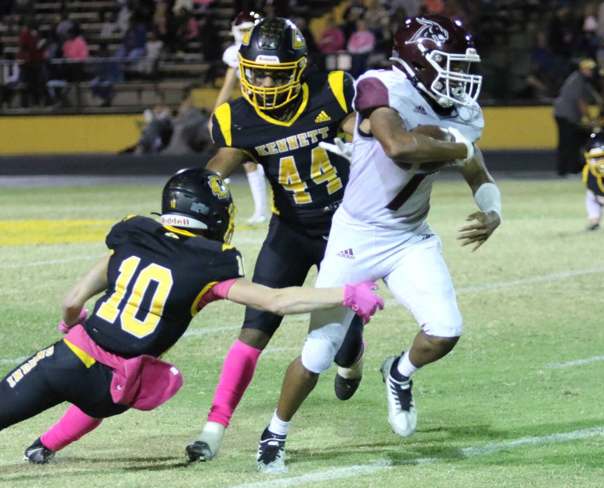 Football: Poplar Bluff at Kennett