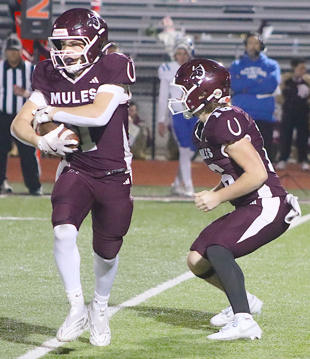 Mules defeat Hawks on senior night, 30-21