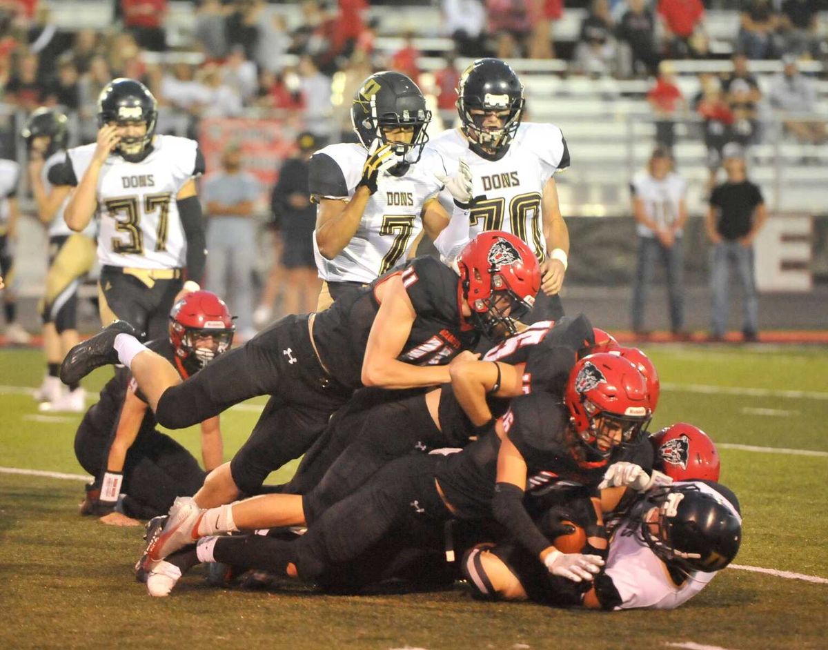 Doniphan at Dexter FB