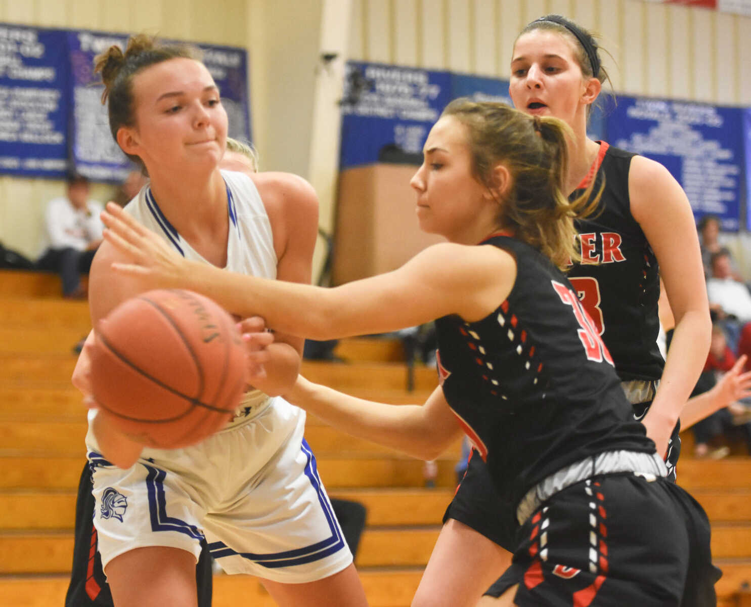 Dexter snaps two-game losing streak against Twin Rivers despite cold s...