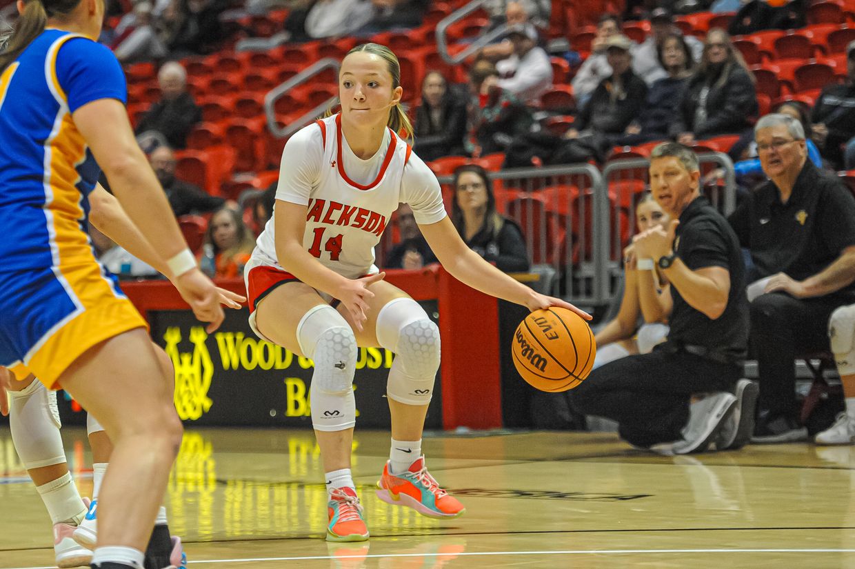 Jackson girls repeat atop Lindbergh Invite in shortened brac...