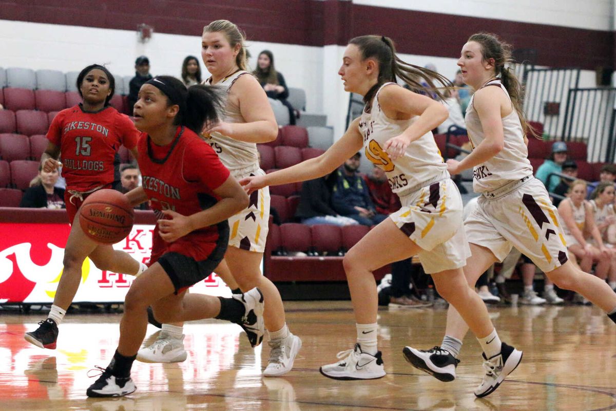 Pressure propels Sikeston to win at Kelly
