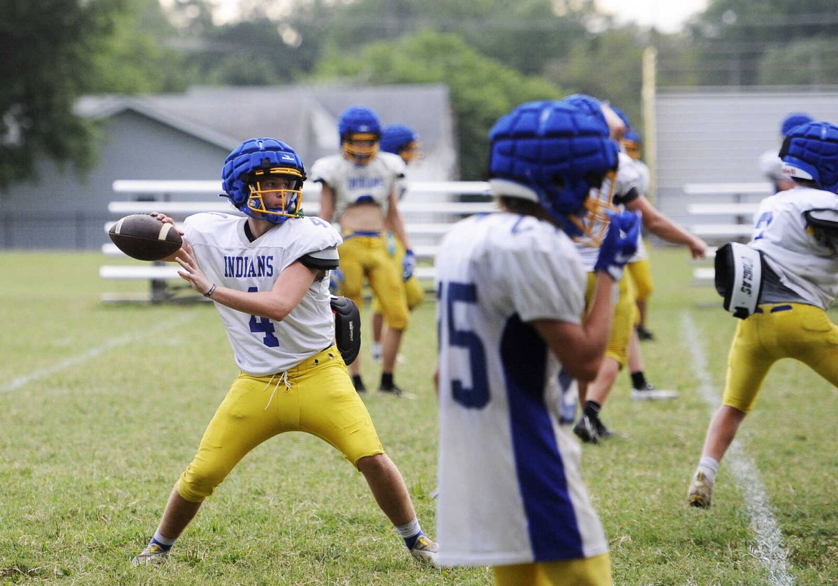 Column: Wild Week 1 of football gives early look at what to expect