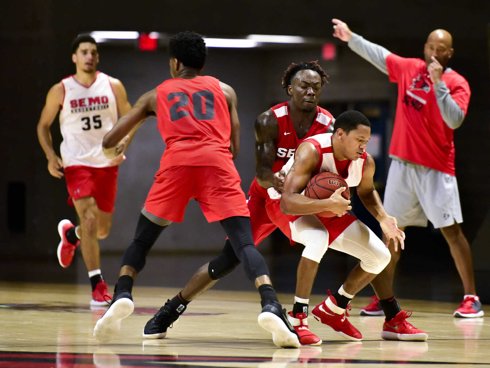 SEMO basketball practice begins