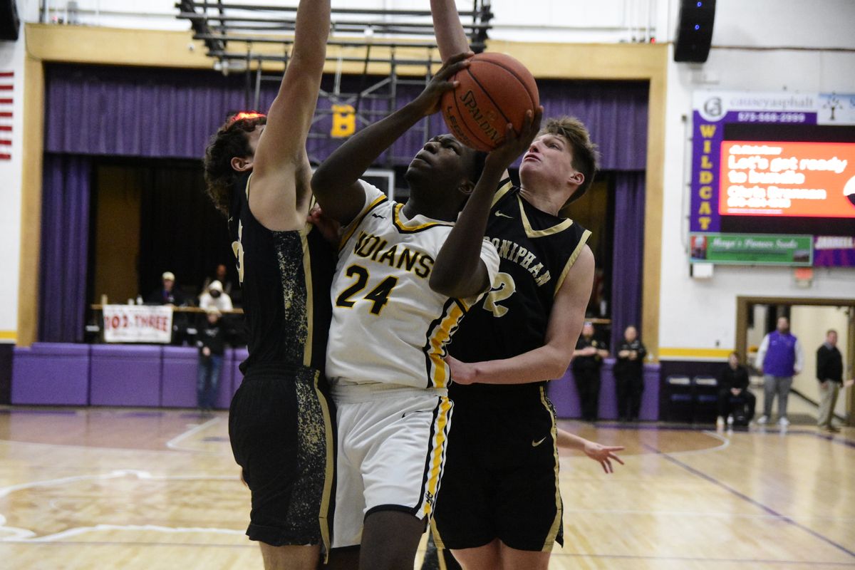Bernie Takes Fifth, Doniphan Seventh at the Bloomfield Christmas Tourn...