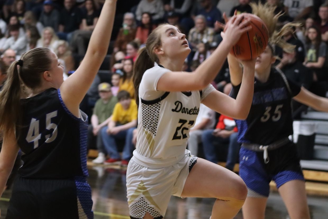 Doniphan caps off regular season with Senior Night win over Notre Dame