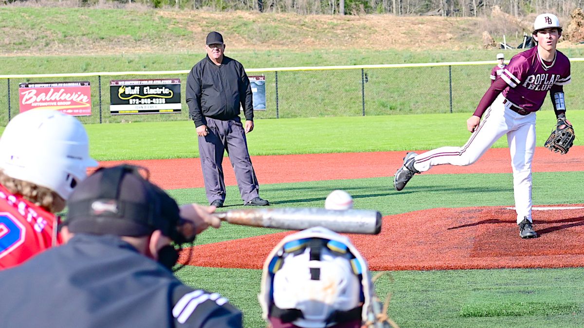 Mules power past Cooter