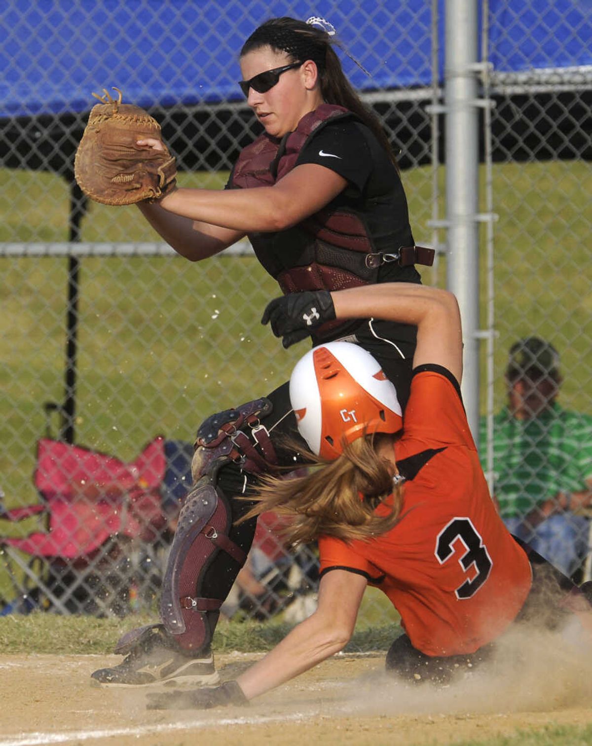 Central vs. Kelly softball