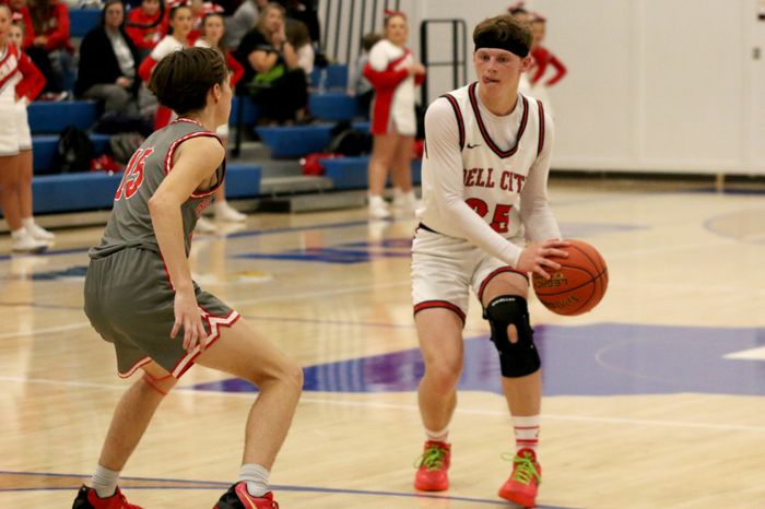 Bell City plays like a favorite in OIT semifinal win over Ri...