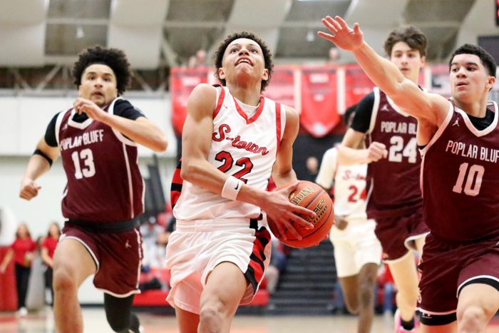 A name, a moment and the next chapter: Sikeston's Shaun Cole Jr. adds ...