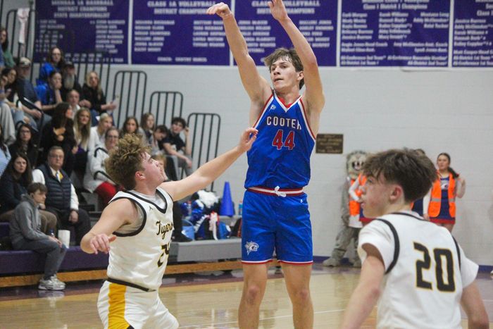Cooter stuns Risco to reclaim Tri-County Conference title