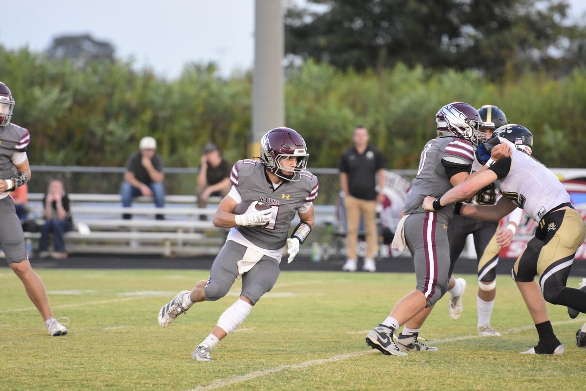 Kelly grinds out 14-0 win over Doniphan