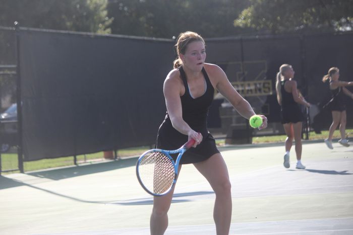 Kennett-Holcomb tennis honors seniors in home finale against Frederick...
