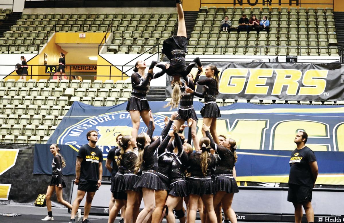 Doniphan cheerleaders soar to second place at state with "Sw...