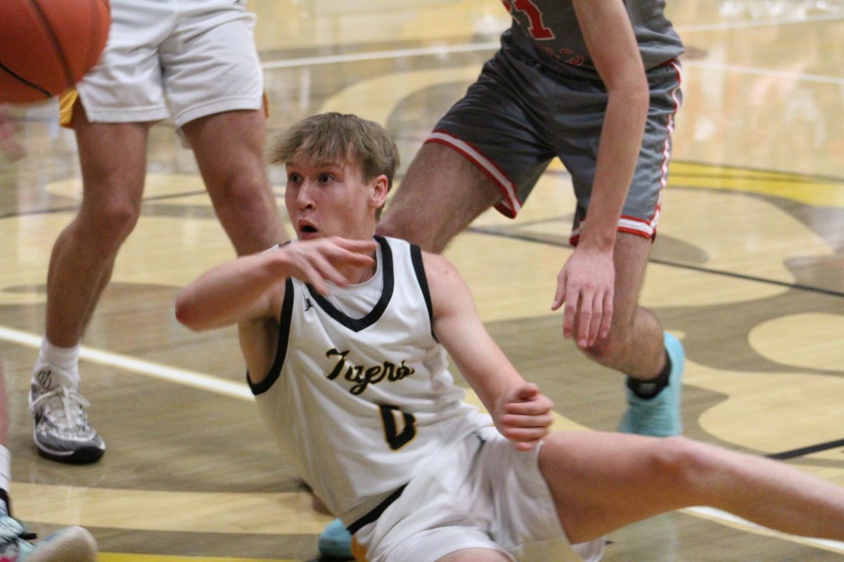 C1S1: Risco rolls over Richland for third time this season, and third ...