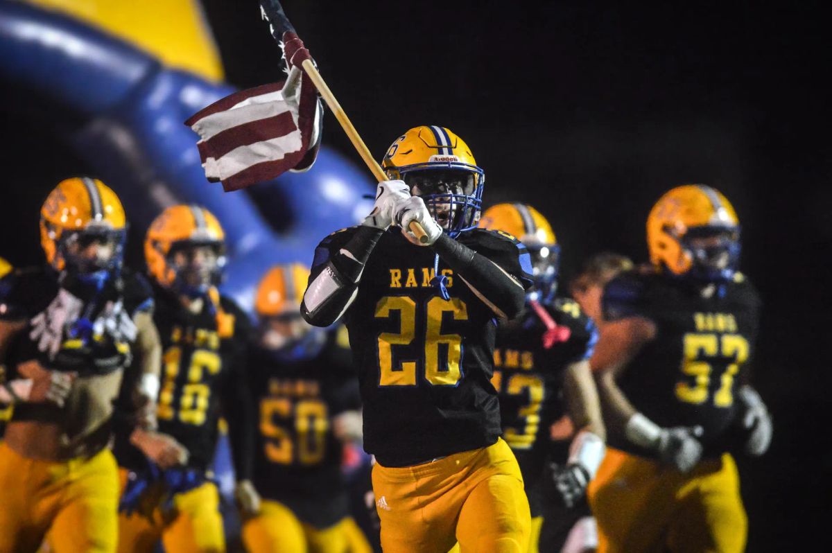 Southeast Missourian Gridiron Guide: Four local clashes open postseaso...