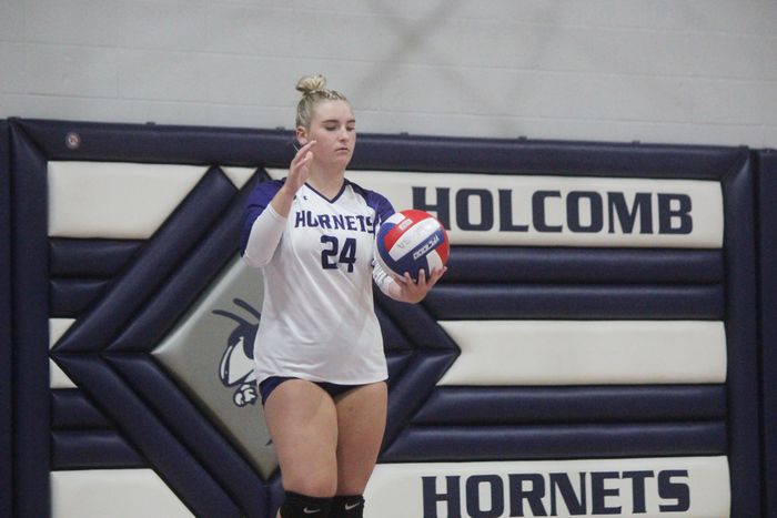 Holcomb Hornets remain undefeated after win over Hayti